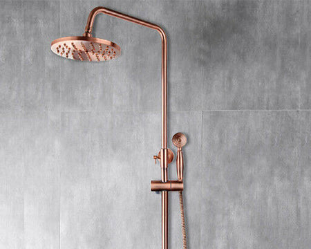 Væghængt Udendørsbruser med Kobberfinish ->Udebruser.dk
